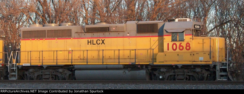 HLCX 1068, engineer's side view